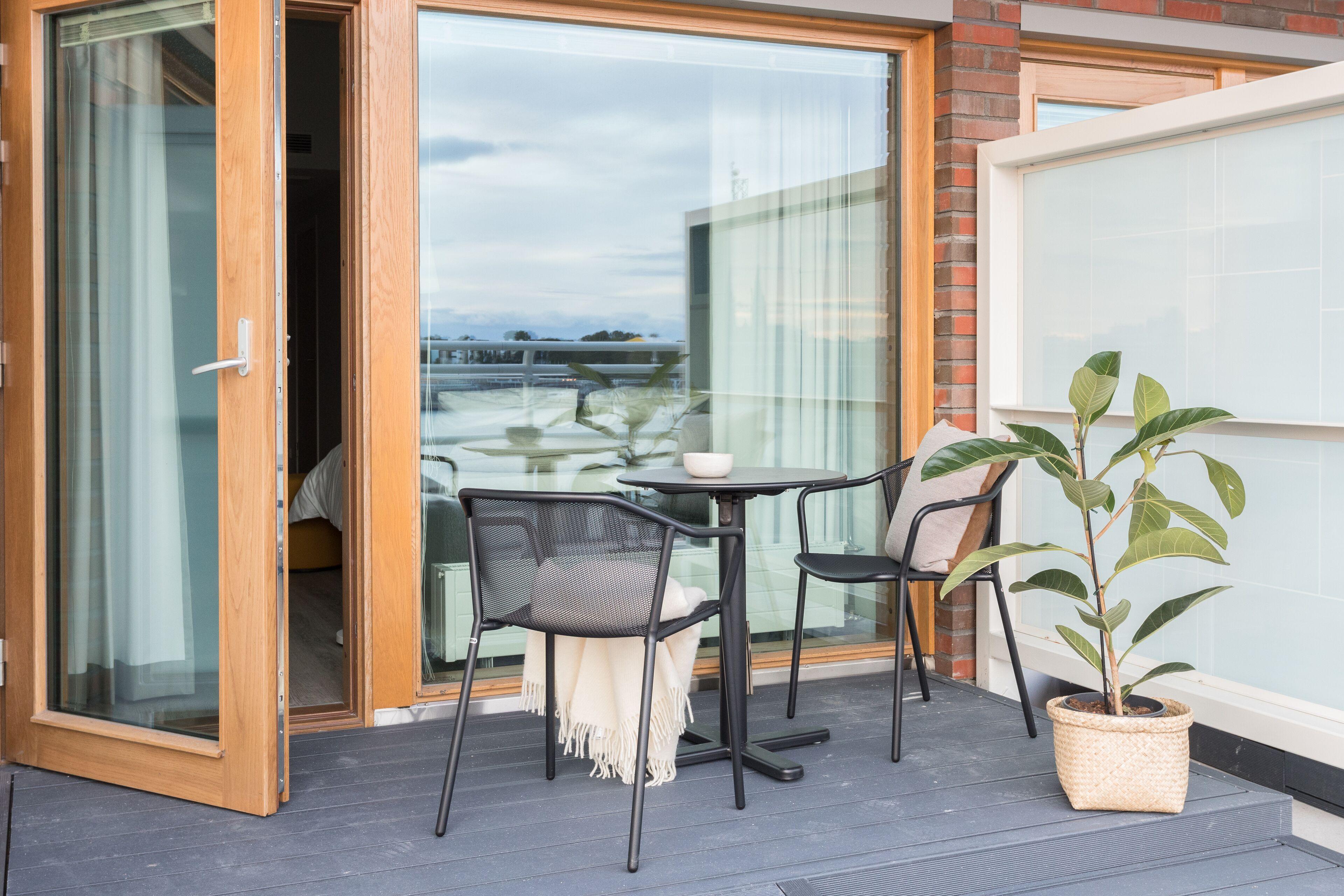 NOLI STUDIOS KATAJANOKKA | HELSINKI, FINLAND | SEASON DEALS FROM €121